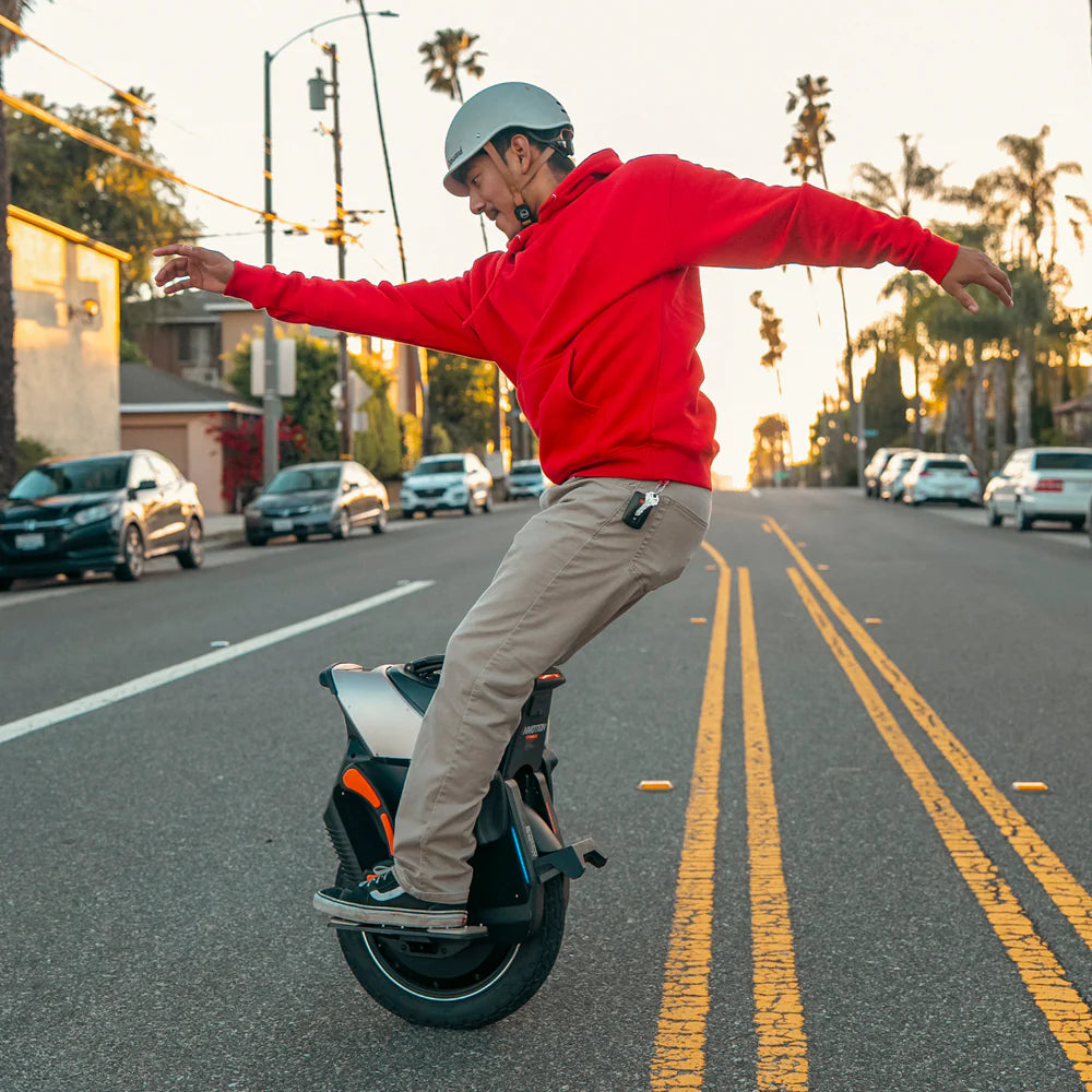 Inmotion V12S Electric Unicycle – Alien Rides
