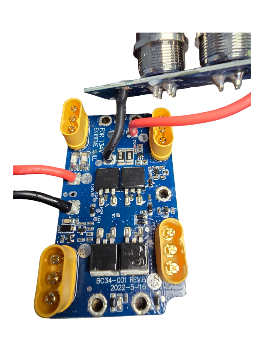 Commander Mini Charge Board – Alien Rides