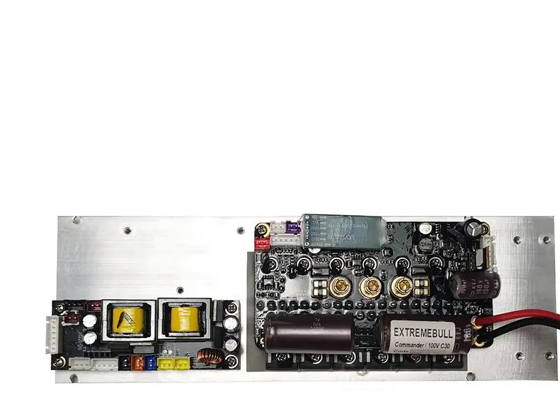 Commander HS C30 boards – Alien Rides